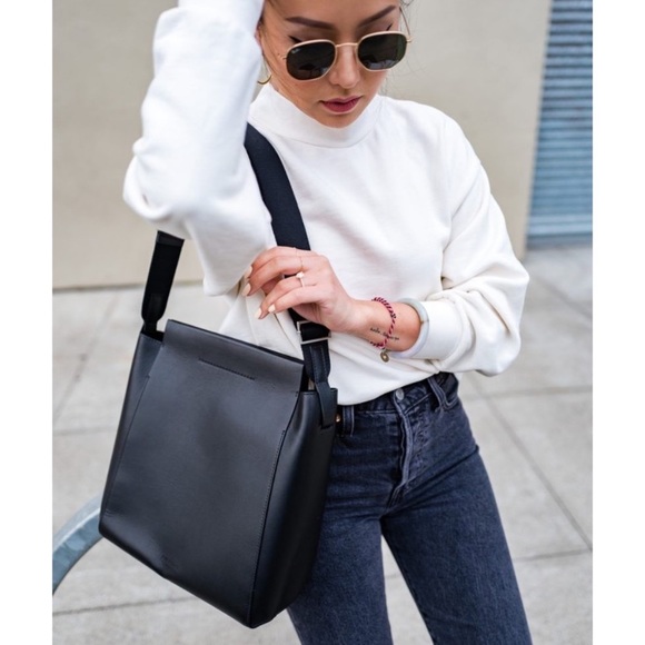 Everlane | Bags | Nwt Everlane The Form Bag Black | Poshmark